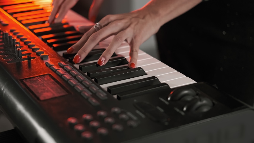 Hand playing keyboard keys image - Free stock photo - Public Domain ...