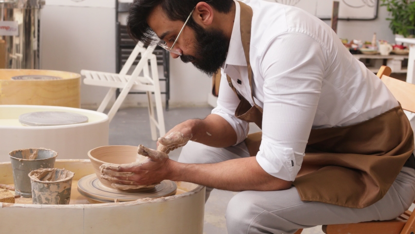 hands-working-clay-making-pottery image - Free stock photo - Public ...
