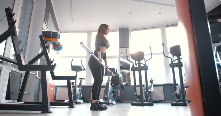 female-athlete-lifter image - Free stock photo - Public Domain photo ...