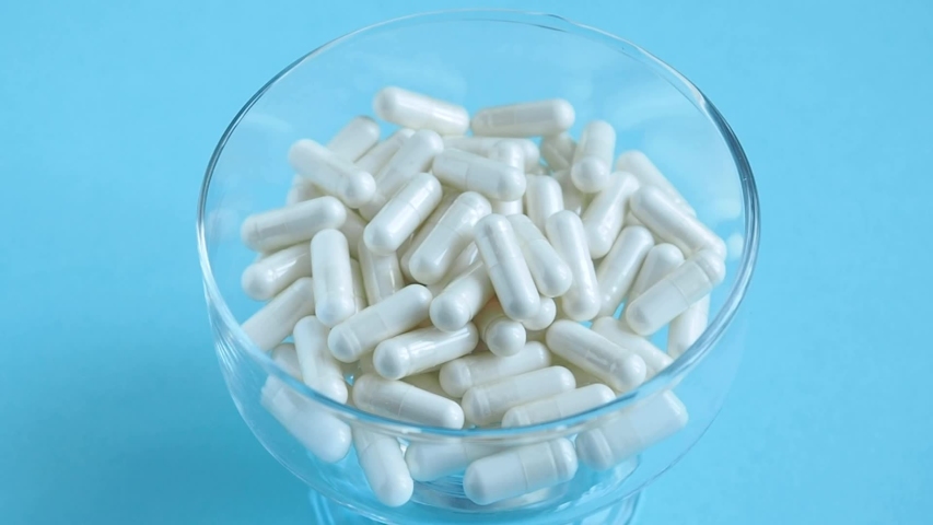 Medicine container and medicine tablet image - Free stock photo ...
