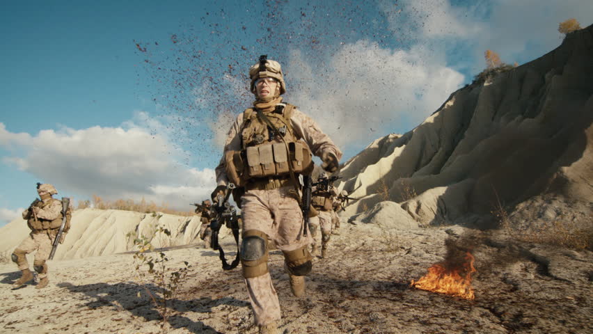 groups-of-men-in-soldier-uniforms image - Free stock photo - Public ...