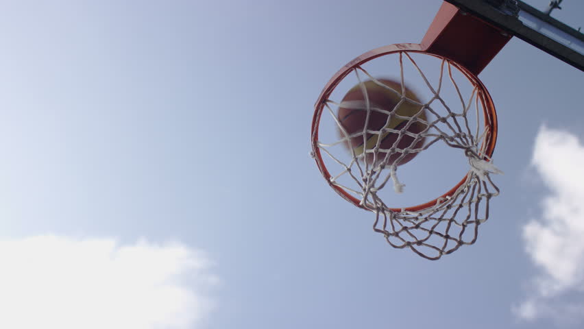 Basketball Ball Miss Enters The Ring Mesh Shield Game Below 库存影片视频 ...