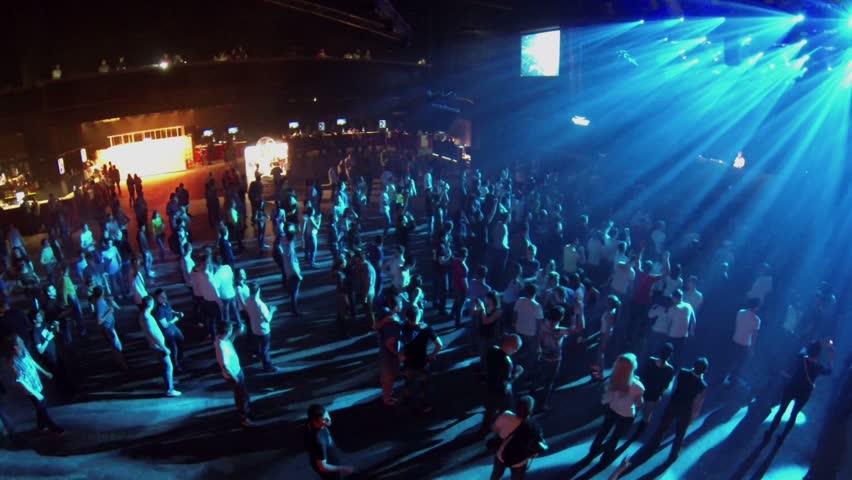 4K Concert Crowd At Live Music Festival Varastovideo 7186627 | Shutterstock