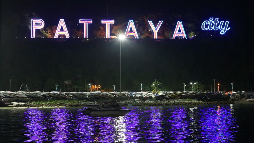 คลิปวิดีโอสต็อกของ PATTAYA, THAILAND - NOVEMBER 15, 2014: The ...