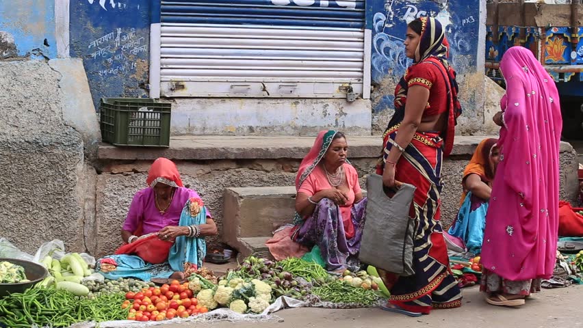 JAISALMER,INDIA - November 10,2014 : Unidentified Indian Women Sell ...